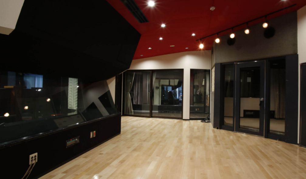 FREEDOM STUDIO INFINITY | ref